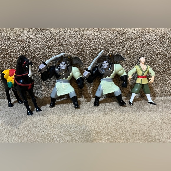 Disney | Toys | Disney Mulan Lot Of 4 Pvc Meal Toy Figures Shan Yu Li ...